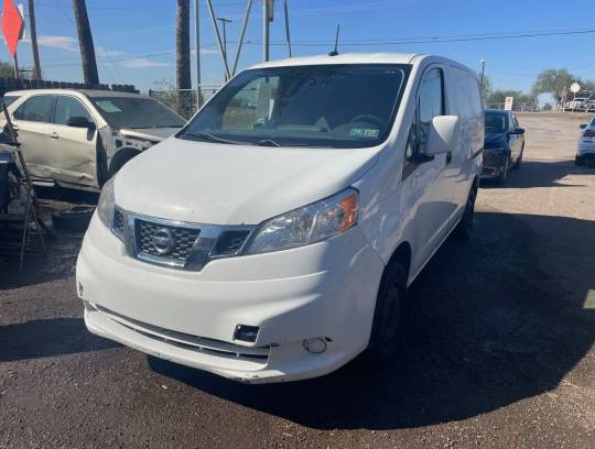 2015 NISSAN NV200