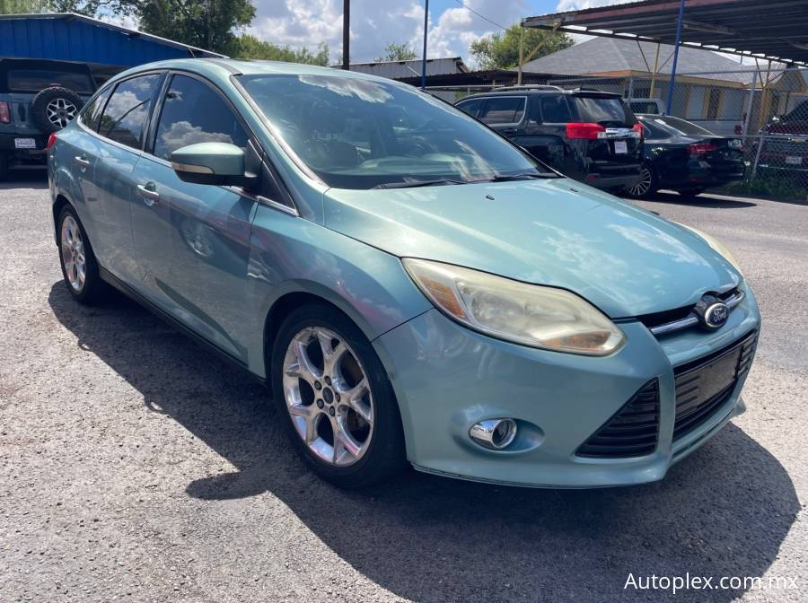 2012 FORD FOCUS